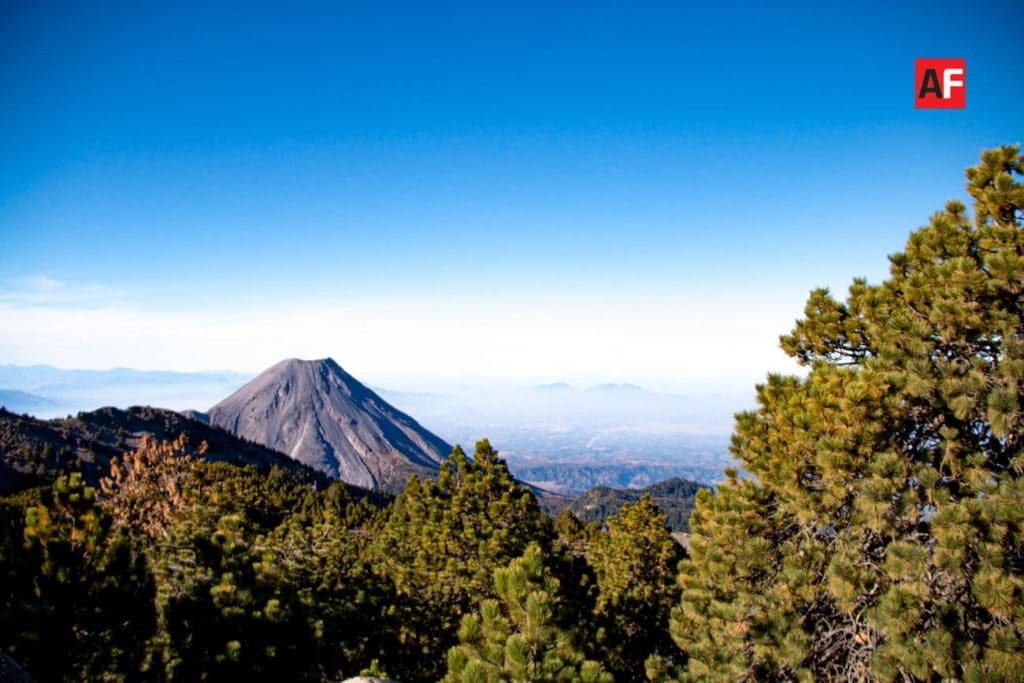 Reapertura gradual del Parque Nacional Nevado de Colima durante el mes ...